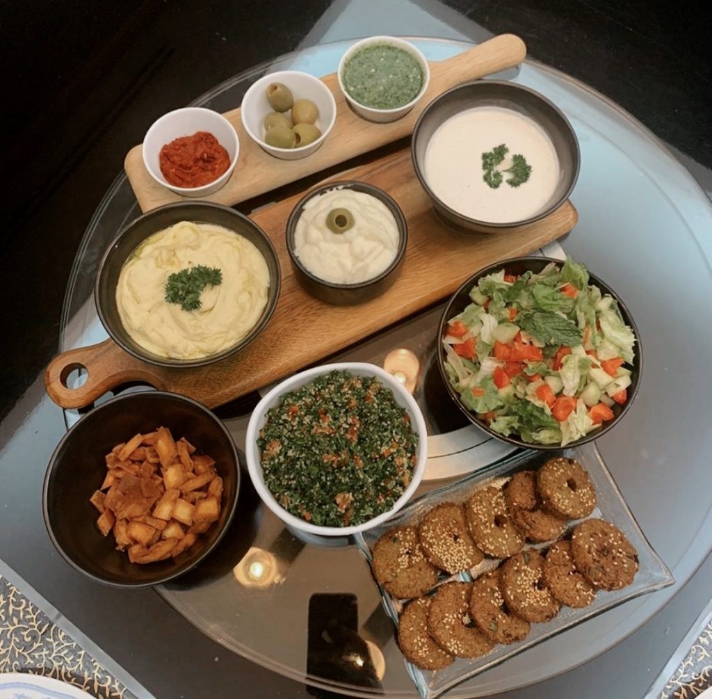 My Mom’s Falafel Platter – La Rose Diaries